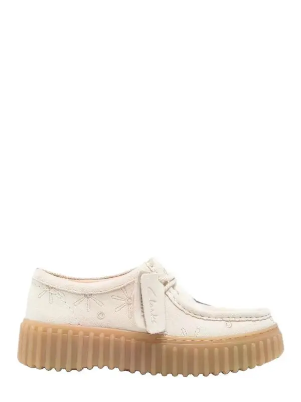 Clarks Torhill Bee Embroidered Platform Loafers - Neutrals