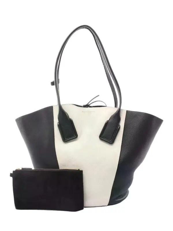 Bottega Veneta Medium Basket Tote Bag - Black