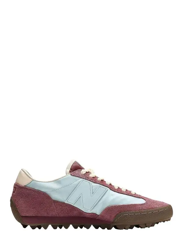 NEW BALANCE X Basketcase Gator Run Sneakers - Red