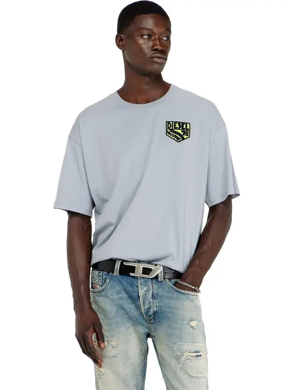 DIESEL® T-shirt With Industry Chest Print - Grey