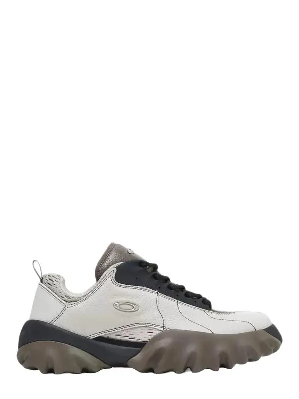 Oakley Team Chop Saw Sneakers - Neutrals
