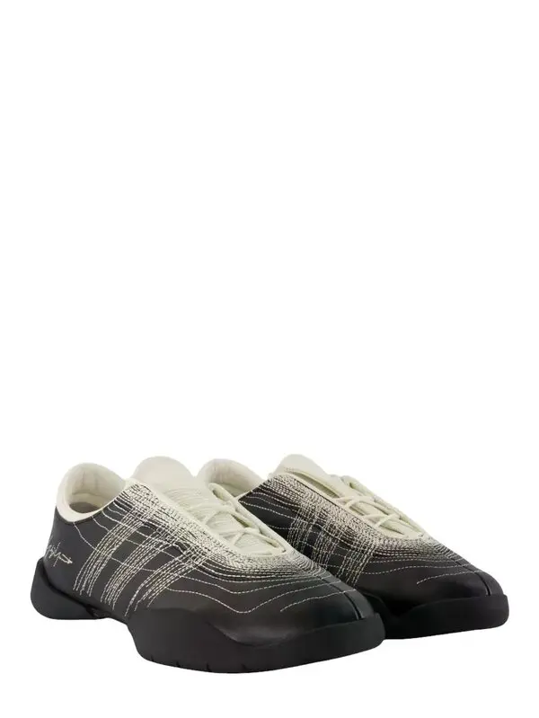 Y3 Embroidered Low-top Sneakers - Black