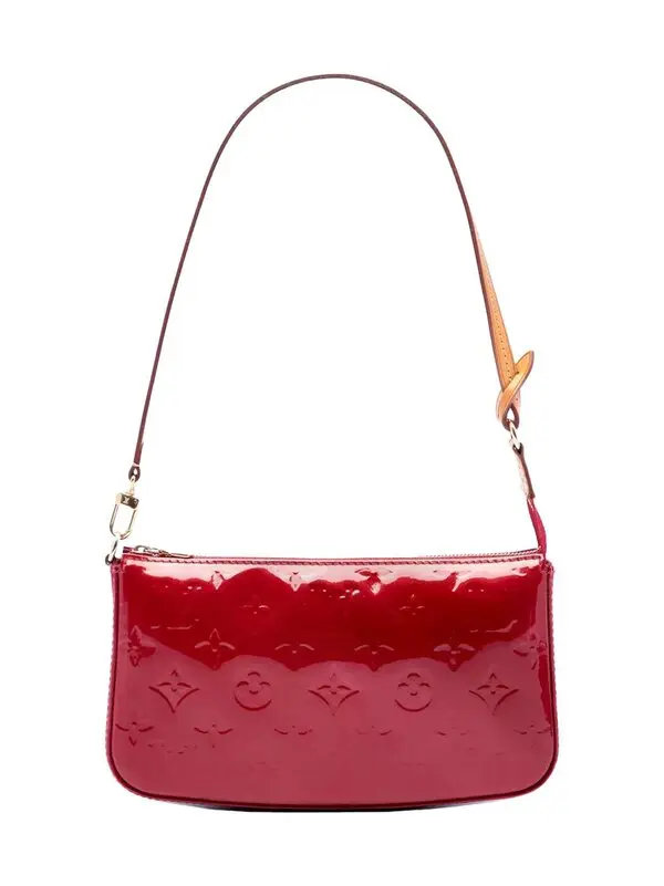 LOUIS VUITTON Monogram Vernis Pochette Accessories Shoulder Bag - Red
