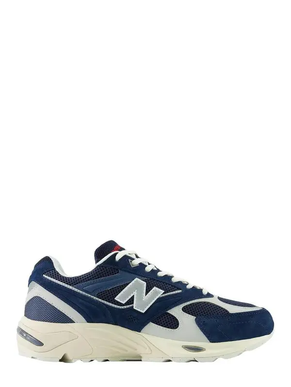 NEW BALANCE 880r Athletic Sneakers - Blue