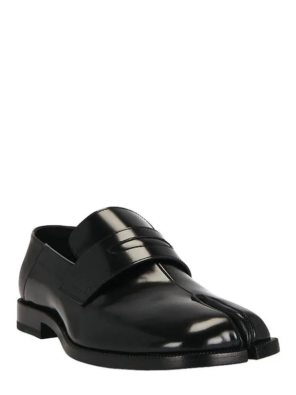 MAISON MARGIELA Tabi Leather Loafers - Black