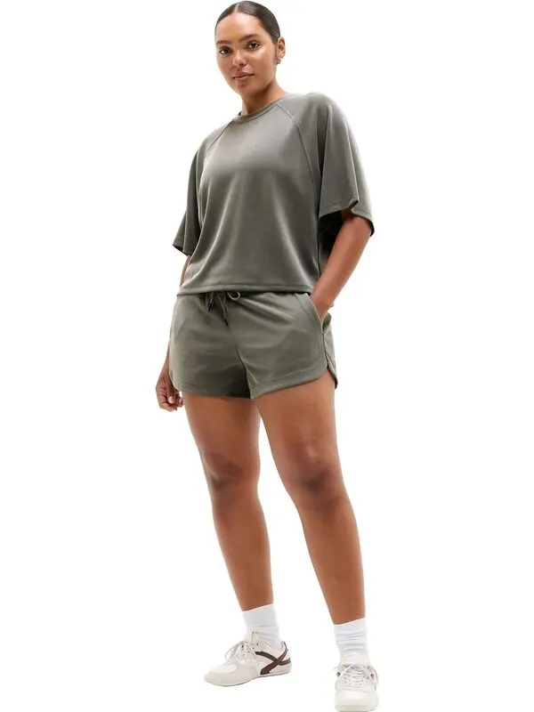 Athleta Seasoft Mid Rise 4" Short - Jungle