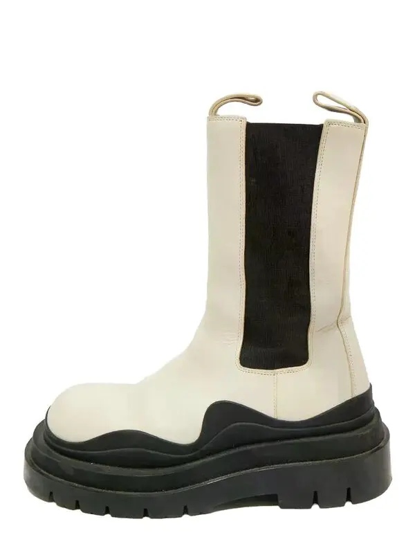 Bottega Veneta Leather Chelsea Boots - Neutrals