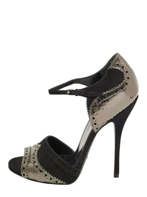 Gucci D'orsay Brogue Pumps - Black