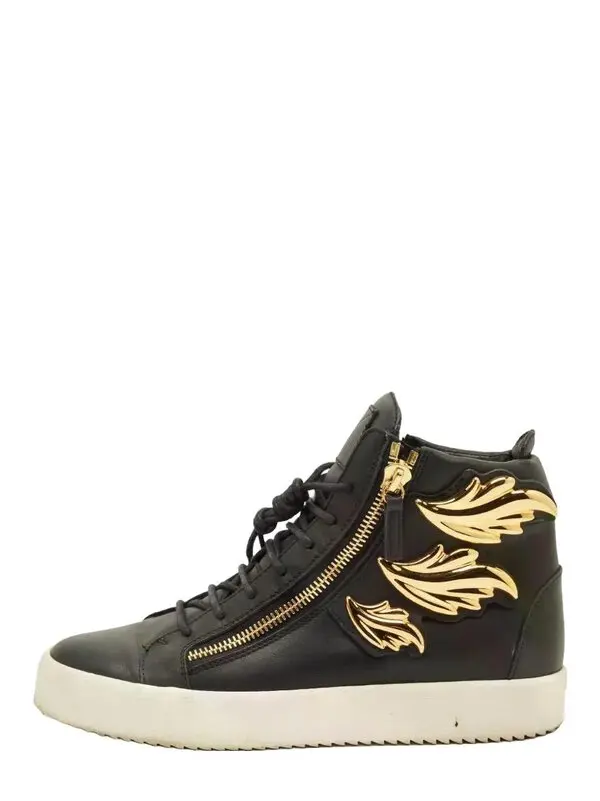 GIUSEPPE ZANOTTI Sculptural Wings Detail Sneakers - Black