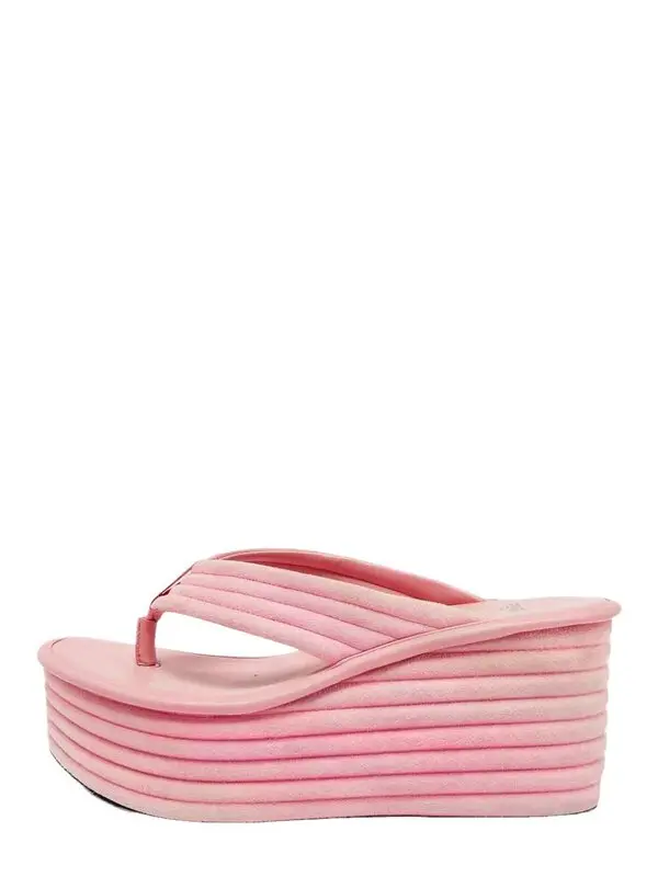 Fendi Thong Wedge Sandals - Pink