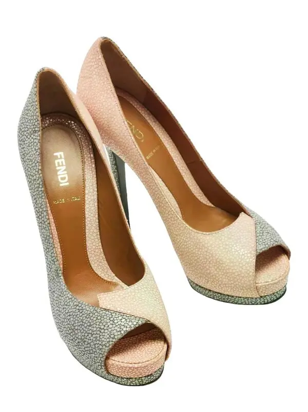Fendi Peep-toe Pumps - Grey
