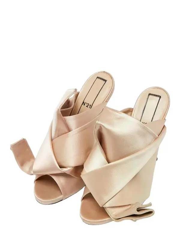 N°21 Ronny Pleated Mules - Neutrals
