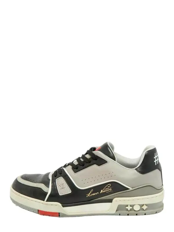 LOUIS VUITTON Trainer Sneakers - Black