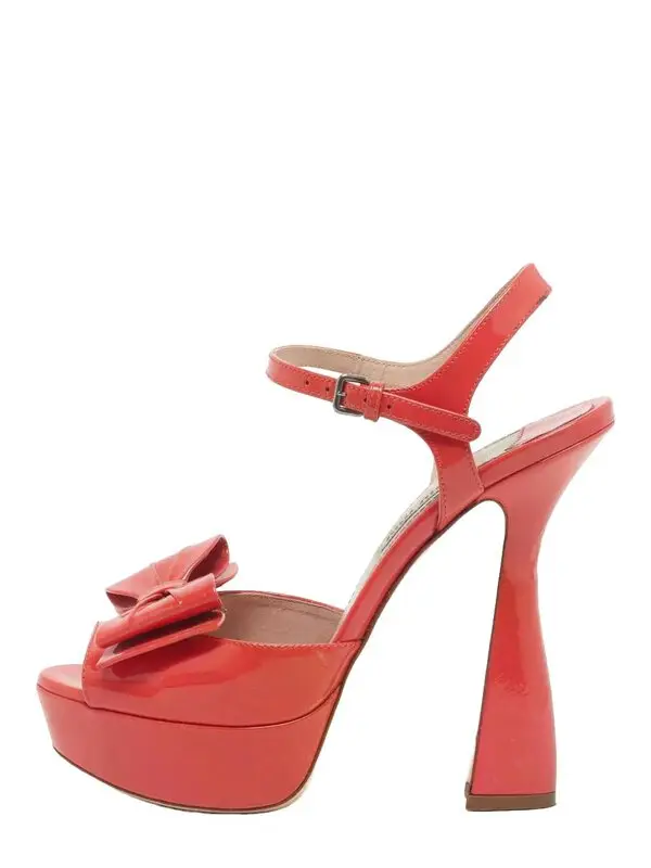Miu Miu Patent Leather Platform Sandals With Bow Detail - Red