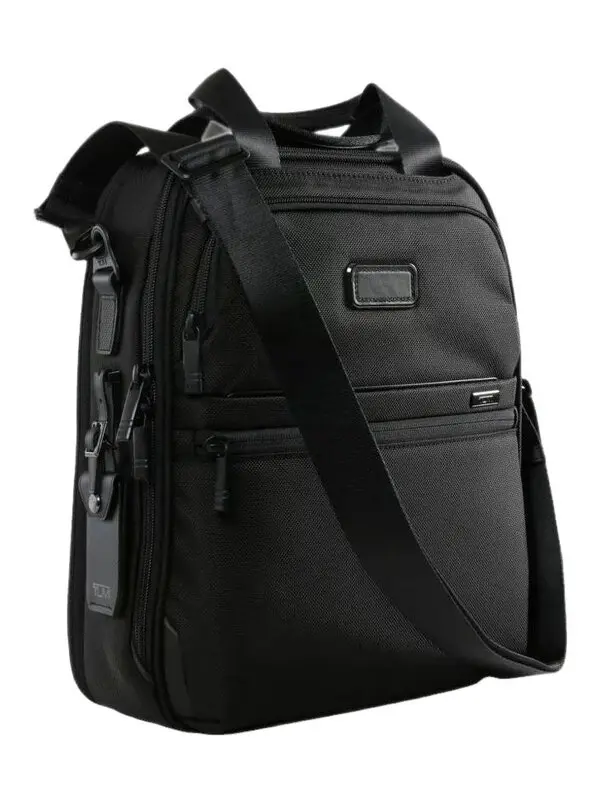 Tumi Boarding Logo-plaque Shoulder Bag - Black