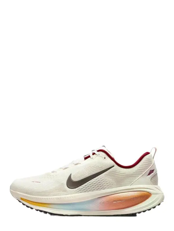 Nike Vomero 18 Sneakers - Neutrals