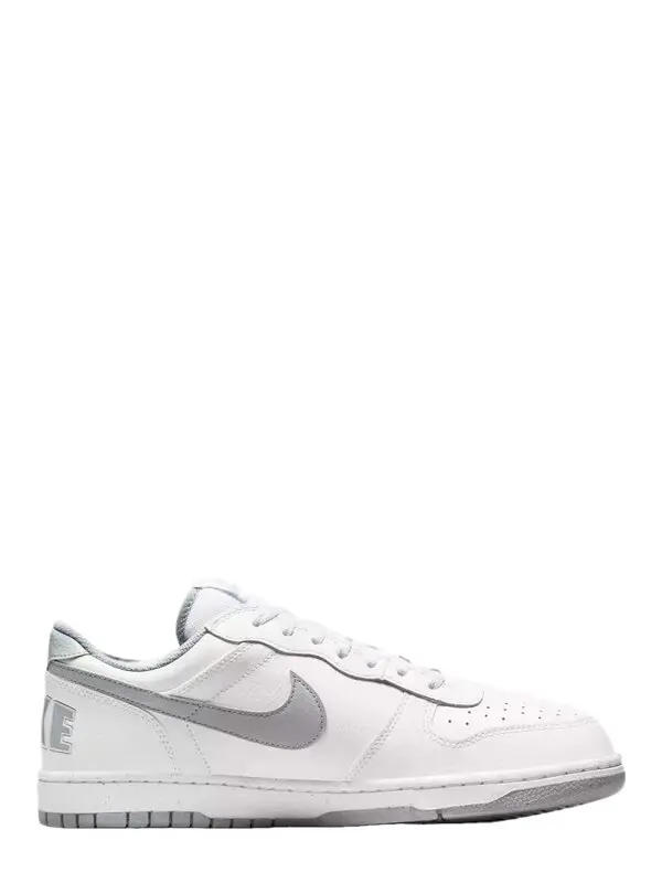 Nike Low Top Sneakers With Swoosh Logo - White