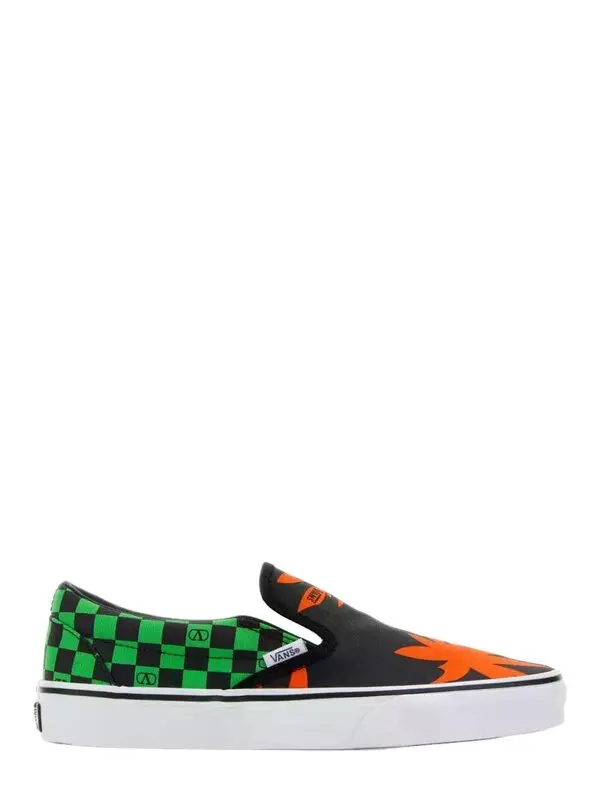Valentino Garavani X Vans Checkerboard Slip-on Sneakers - Black