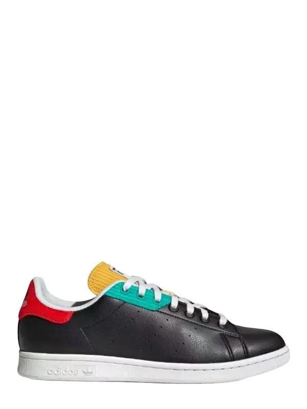 Adidas Stan Smith Sneakers With Paneled Detailing - Black