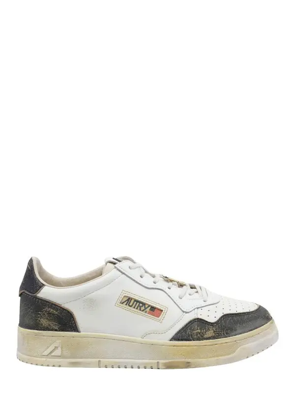 AUTRY Medalist Low Super Vintage Calfskin Sneakers With Worn Effect - Black