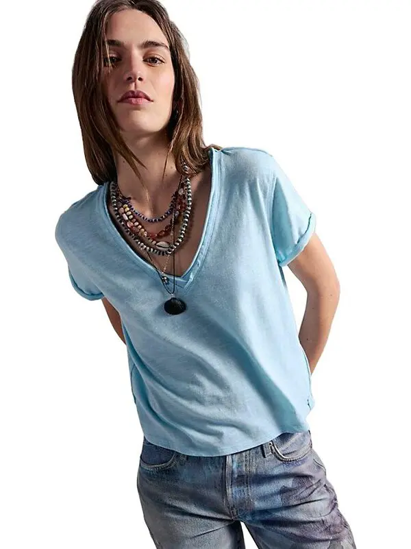 We The Free Take 2 V-neck Cropped T-shirt - Blue Glow