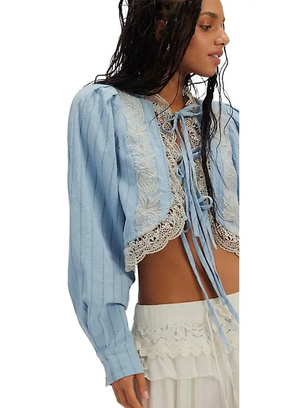 BALI Jude Cropped Puff Sleeve Top With Lace Trim - Chambray