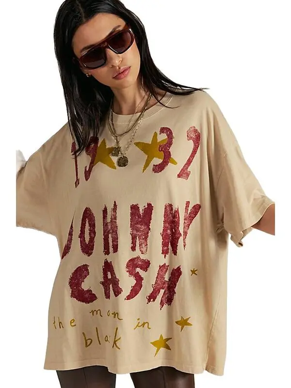Daydreamer Johnny Cash Doodles Graphic T-shirt - Ivory