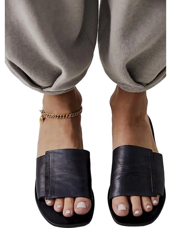 FP COLLECTION Verona Slide Sandals - Black
