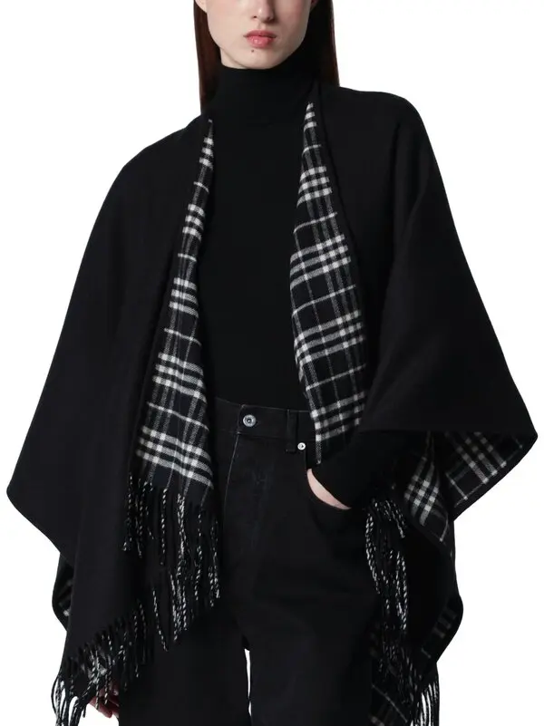 Burberry Reversible Wool Cape With Fringes - Black