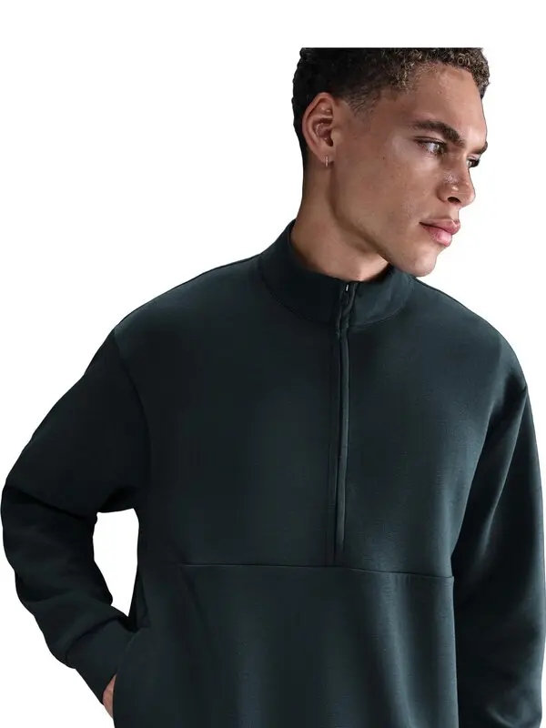Nike 24.7 Impossiblysoft Dri-fit 1/2-zip Top - Green