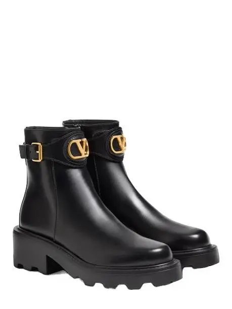 Valentino Garavani Vlogo Signature Ankle Boots - Black