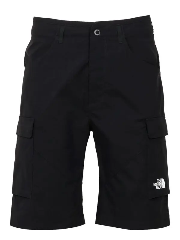 The North Face Cargo Shorts With Embroidered Logo - Black