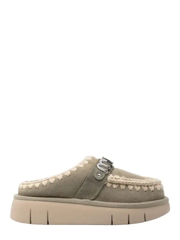 Mou Bounce Clog Slippers With Logo Buckle And Crochet Trim - Grey