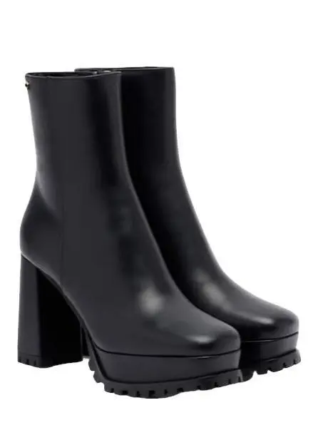GIANVITO ROSSI Leather Platform Ankle Boots - Black