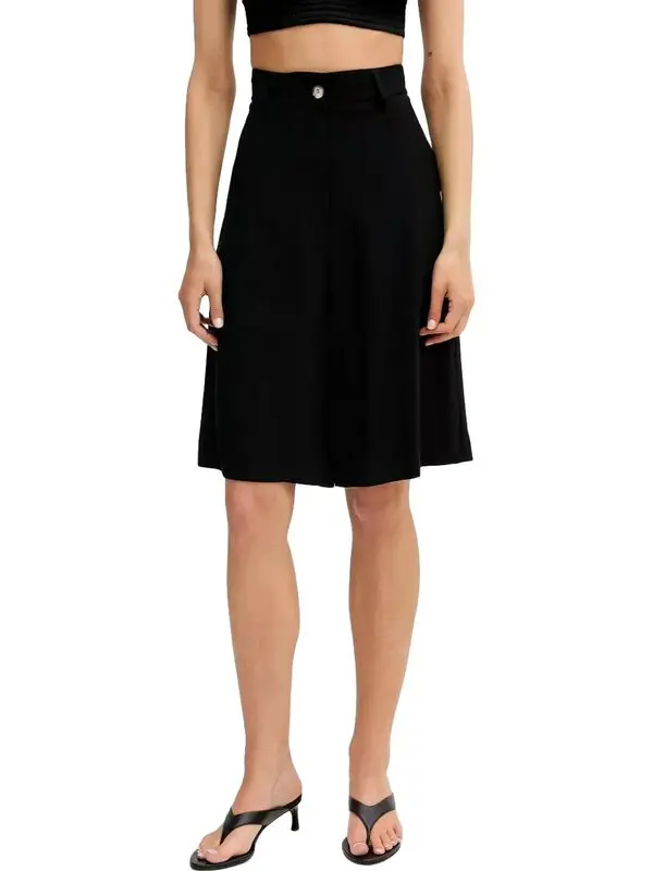 VICOLO Pleated Tailored Wide-leg Shorts - Black