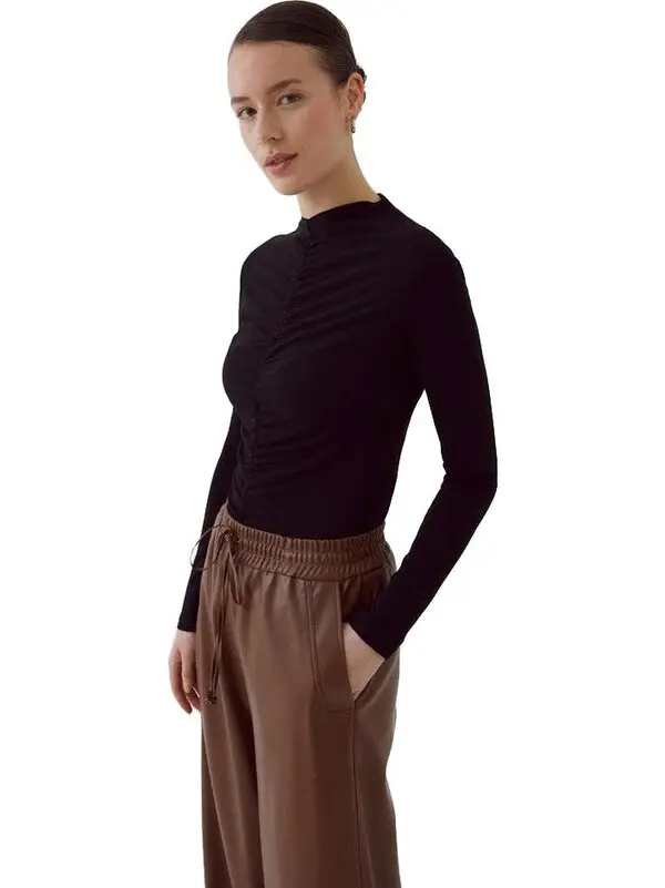EXQUISE Aglaia Tulle Blouse - Black