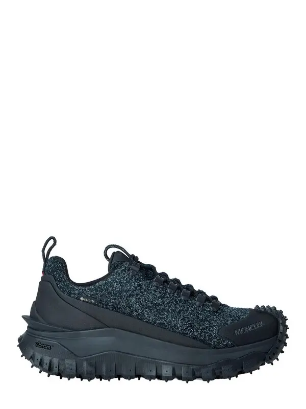 Moncler Trailgrip Apex Gtx Sneakers - Blue