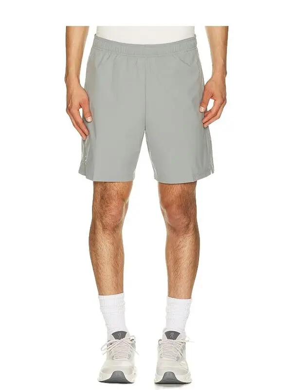 On 7 Core Shorts - Grey