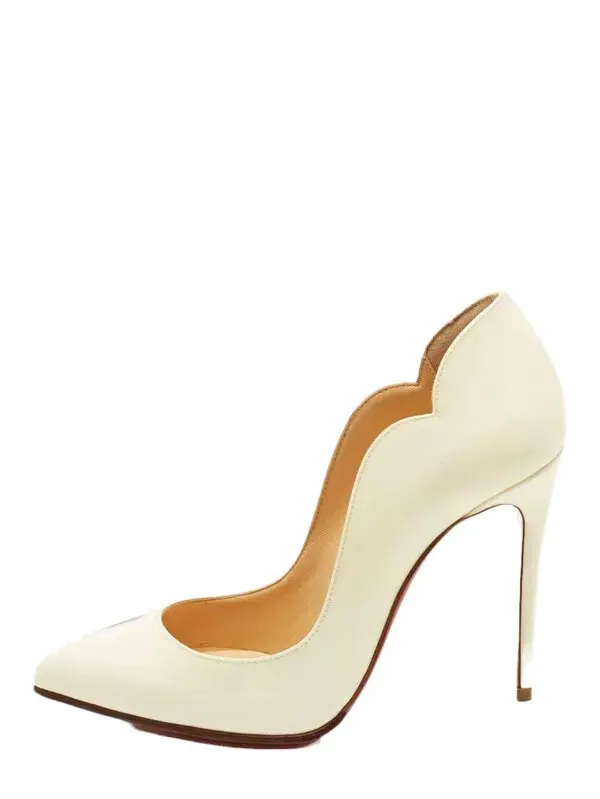 CHRISTIAN LOUBOUTIN Cream Patent Leather Scalloped Edge Pointed Toe Stiletto Pumps - Neutrals