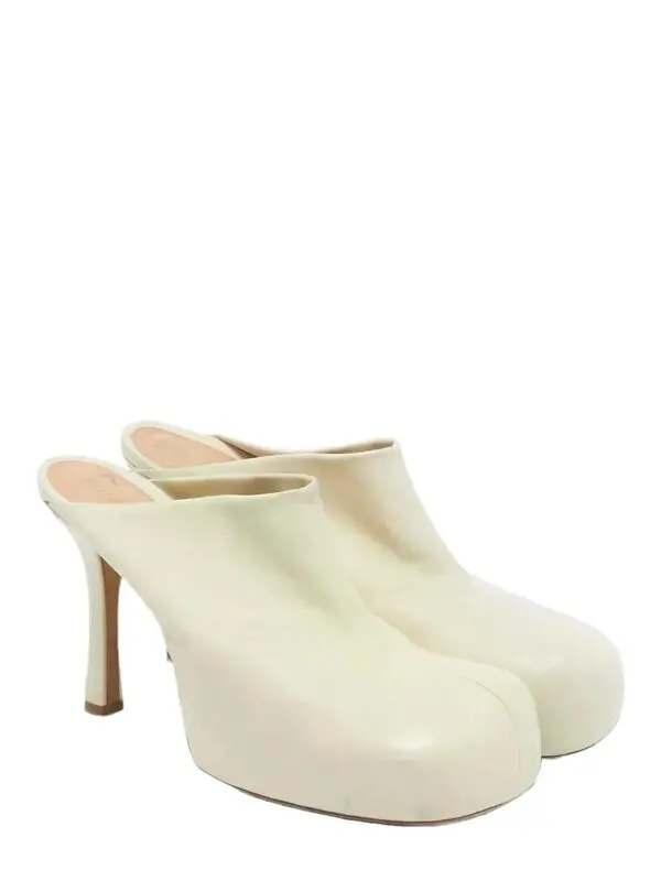 Bottega Veneta Cream Leather Square Toe Platform Heeled Mules - Neutrals