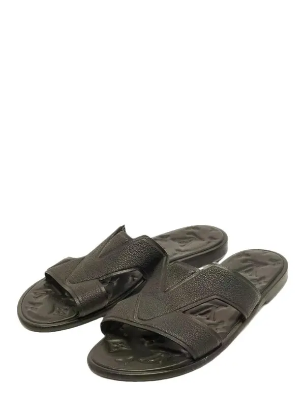 LOUIS VUITTON Oasis Leather Slides - Black