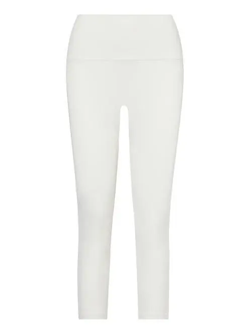 SISTERLY TRIBE Softsculpt Capri High-rise Studio Leggings - Marshmallow