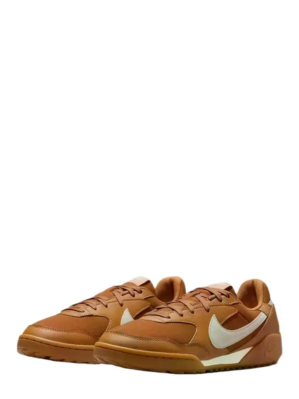 Nike Terra Manta Sneakers - Brown
