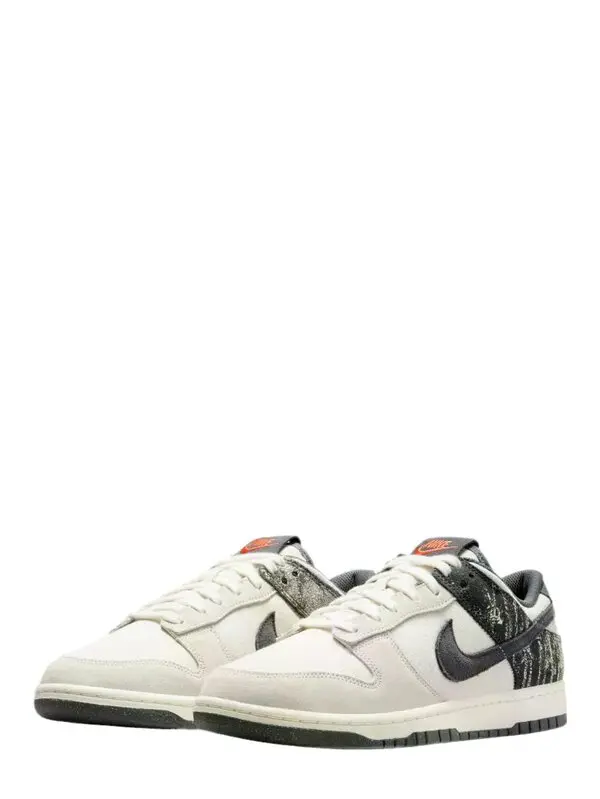 Nike Dunk Low Retro Se Sneakers - Neutrals