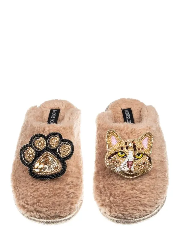LAINES LONDON Teddy Towelling Closed Toe Slippers With Cat And Paw Brooches - Brown