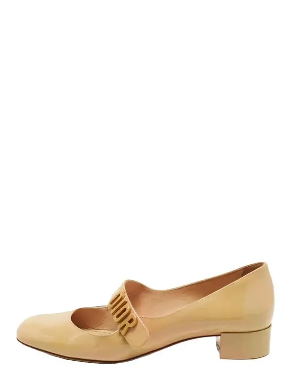 Dior Logo Plaque Heeled Pumps - Neutrals