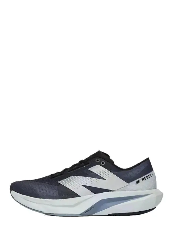 NEW BALANCE Fuelcell Rebel V4 Sneakers - Black