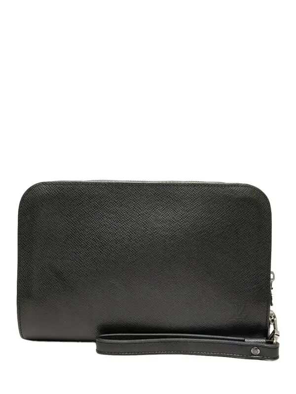 LOUIS VUITTON Taiga Leather Pochette Baikal Clutch Bag - Black