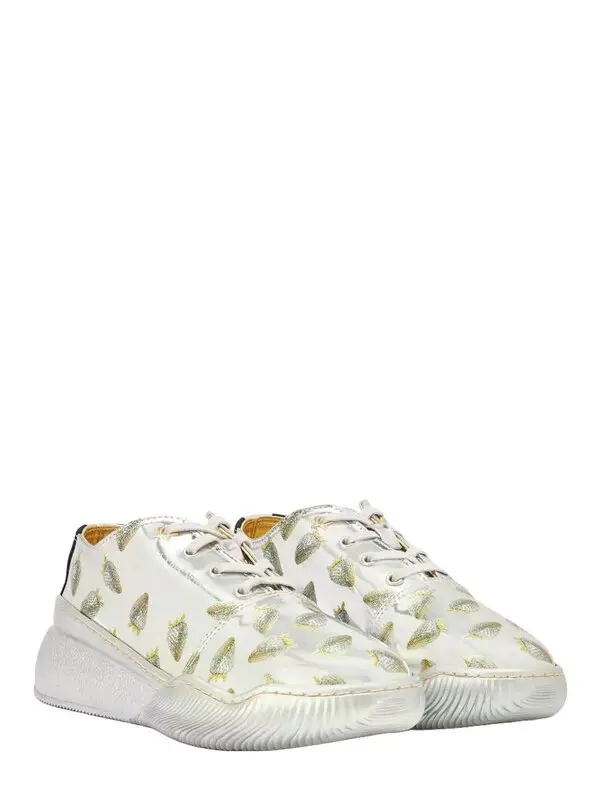 Stella McCartney Strawberry Print Patent Leather Sneakers - Silver