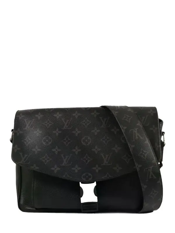LOUIS VUITTON Messenger Bag - Black